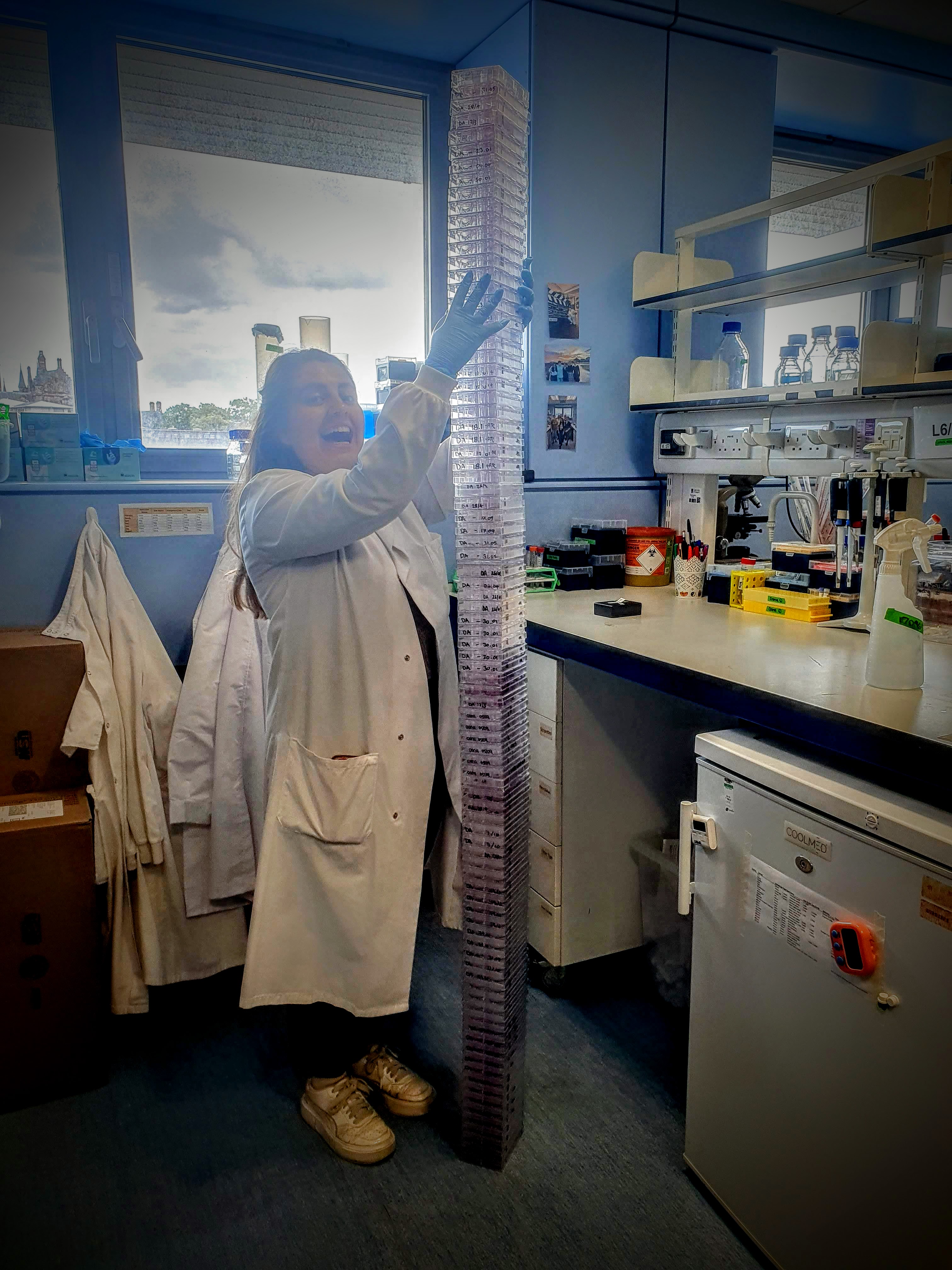 Dana submits her thesis – Harding Lab